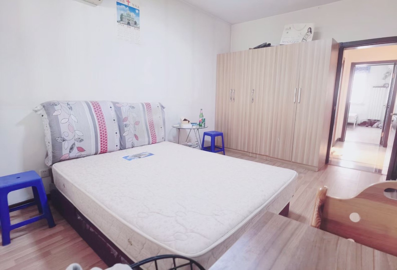 三合庄园两居室出租,首次出租,带大院子回龙观网上交易市场回龙观社区网